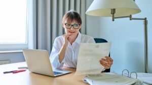 How To Write A Request Letter (With Template And Samples)